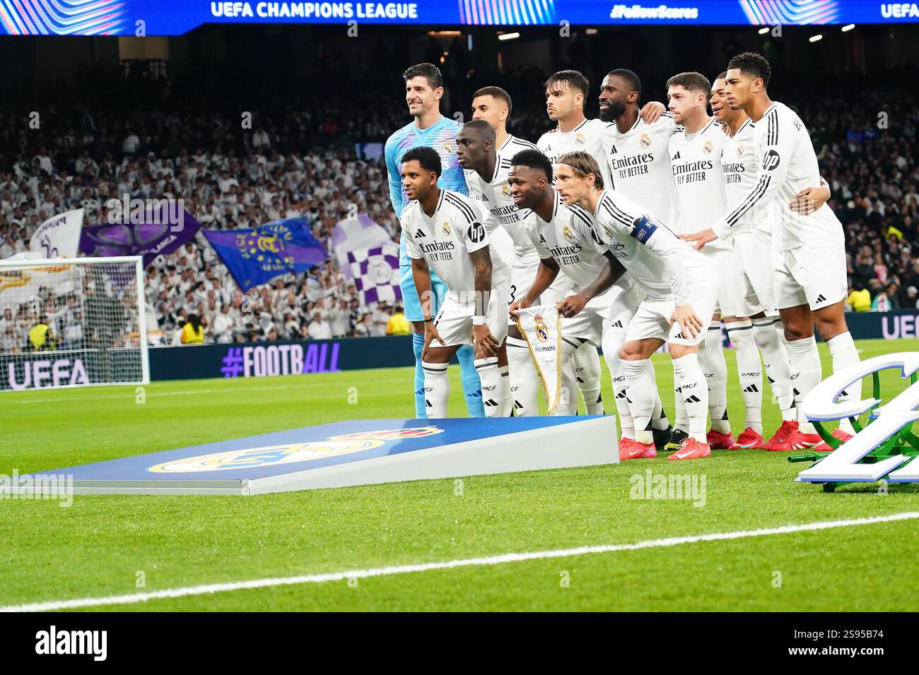 Real Madrid team group during the UEFA Champions League match between ...
