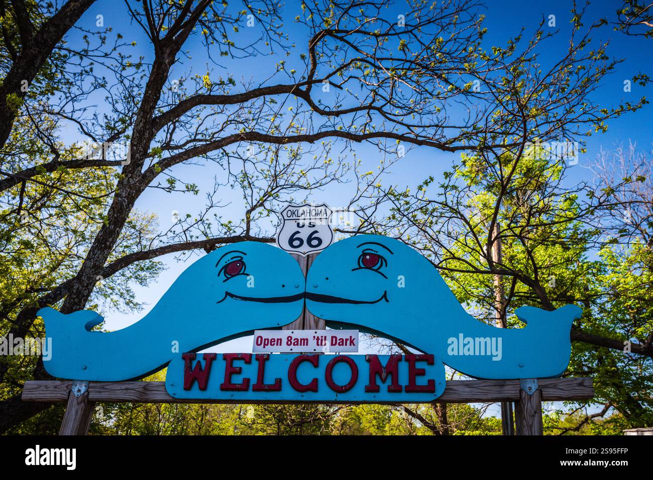 Catoosa, OK USA - April 29, 2018: Iconic Blue Whale roadside attraction ...