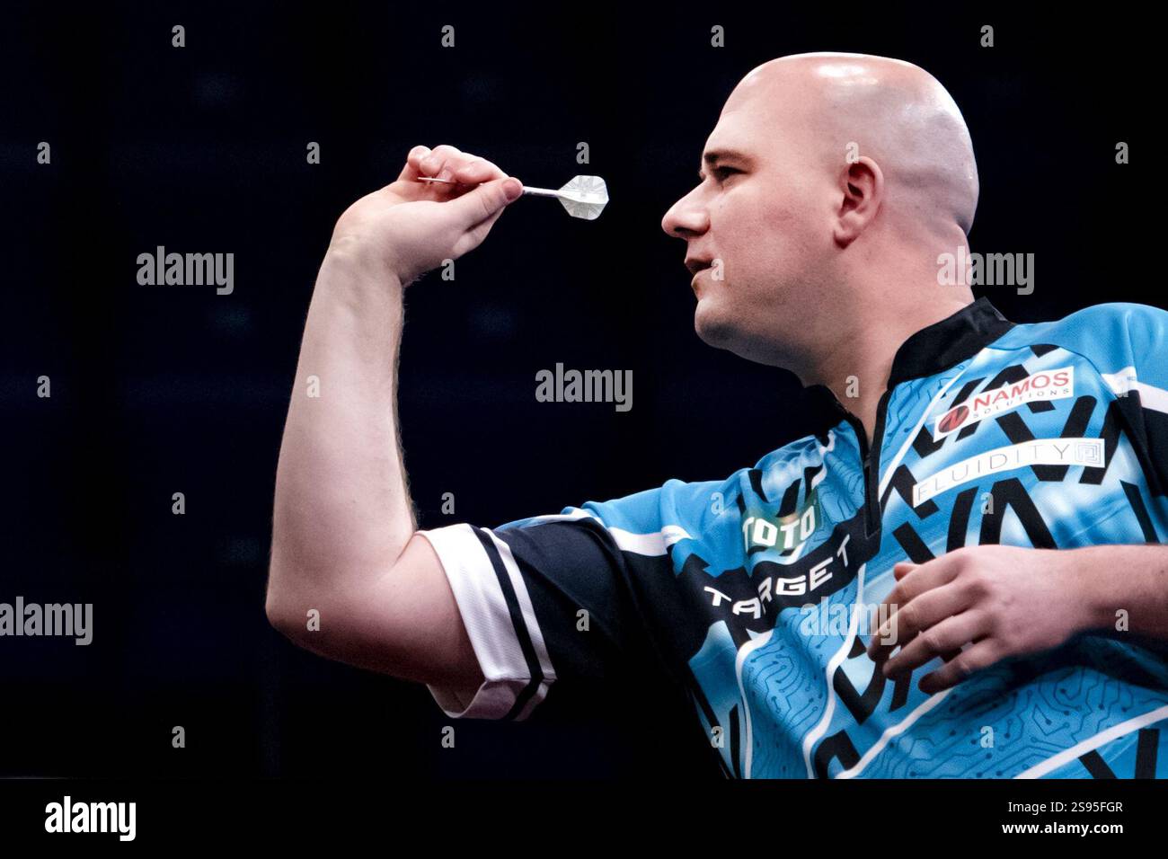 Den Bosch, Netherlands. 24 January 2025. Rob Cross during the first round of the Dutch Darts ...