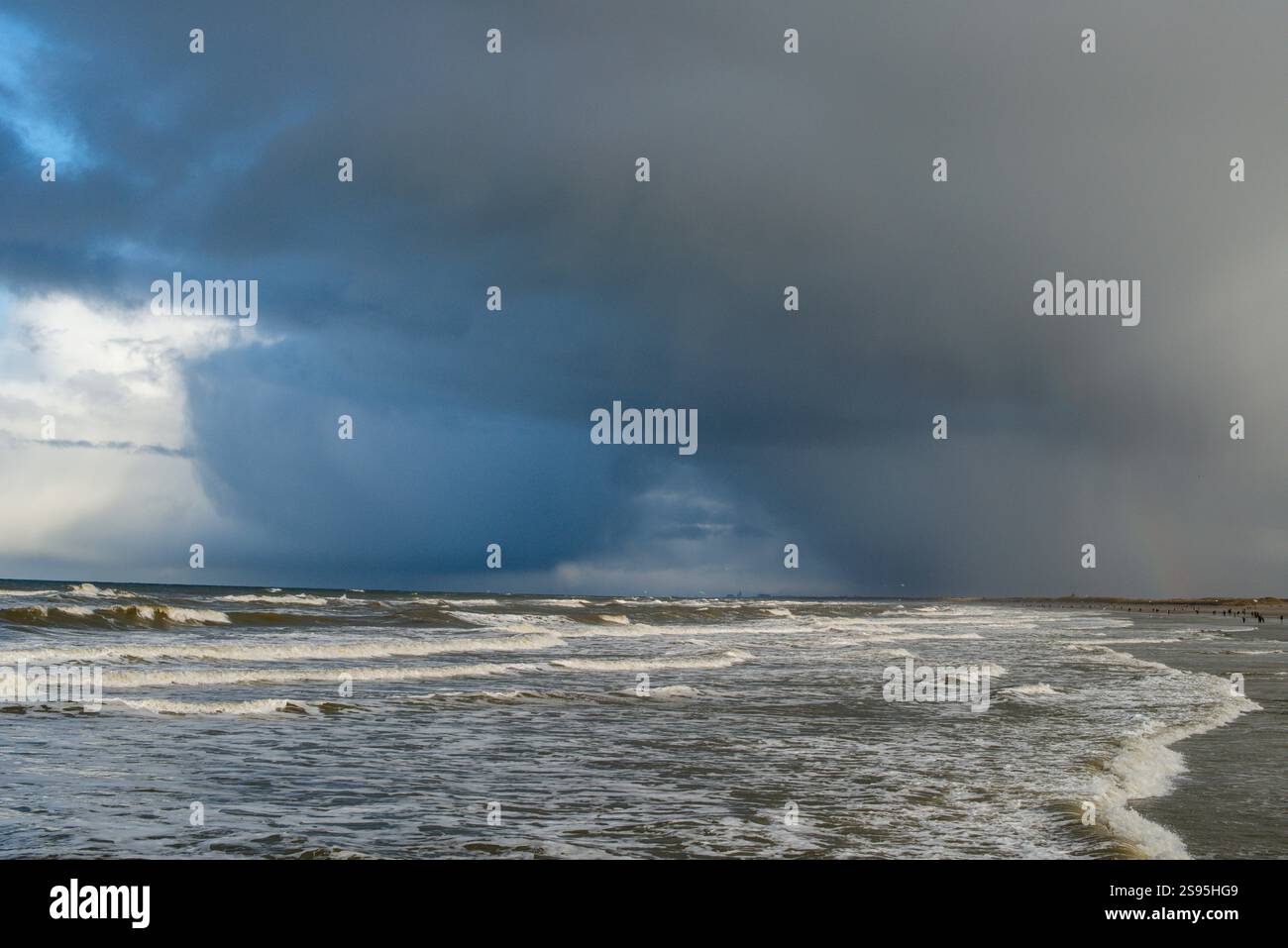 Stormy & Windy Weather, early January, at Hook of Holland Beach ...