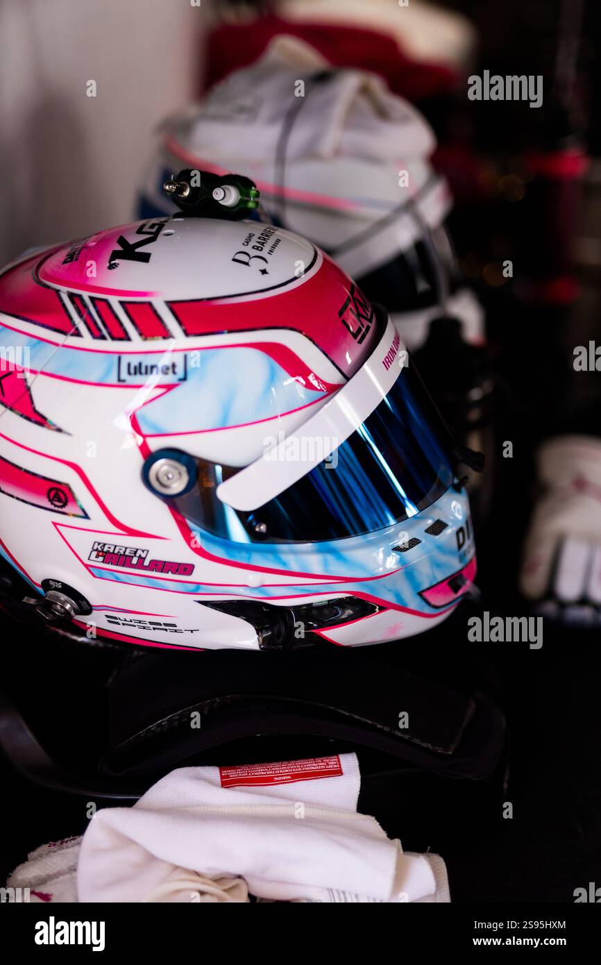GAILLARD Karen (swi), Iron Dames, Porsche 911 GT3 R (992), helmet ...