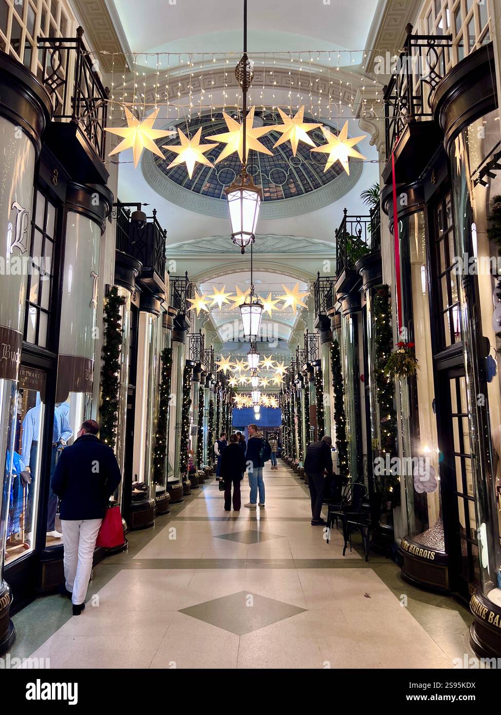 Piccadilly Arcade shopping center runs between Piccadilly and Jermyn ...