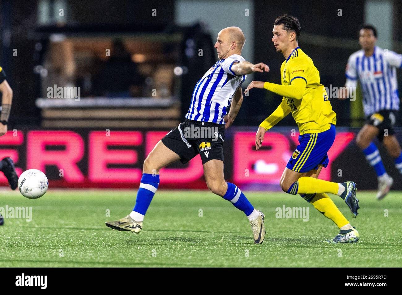 EINDHOVEN, 24-01-2025 , Jan Louwers Stadium, football, Dutch ...