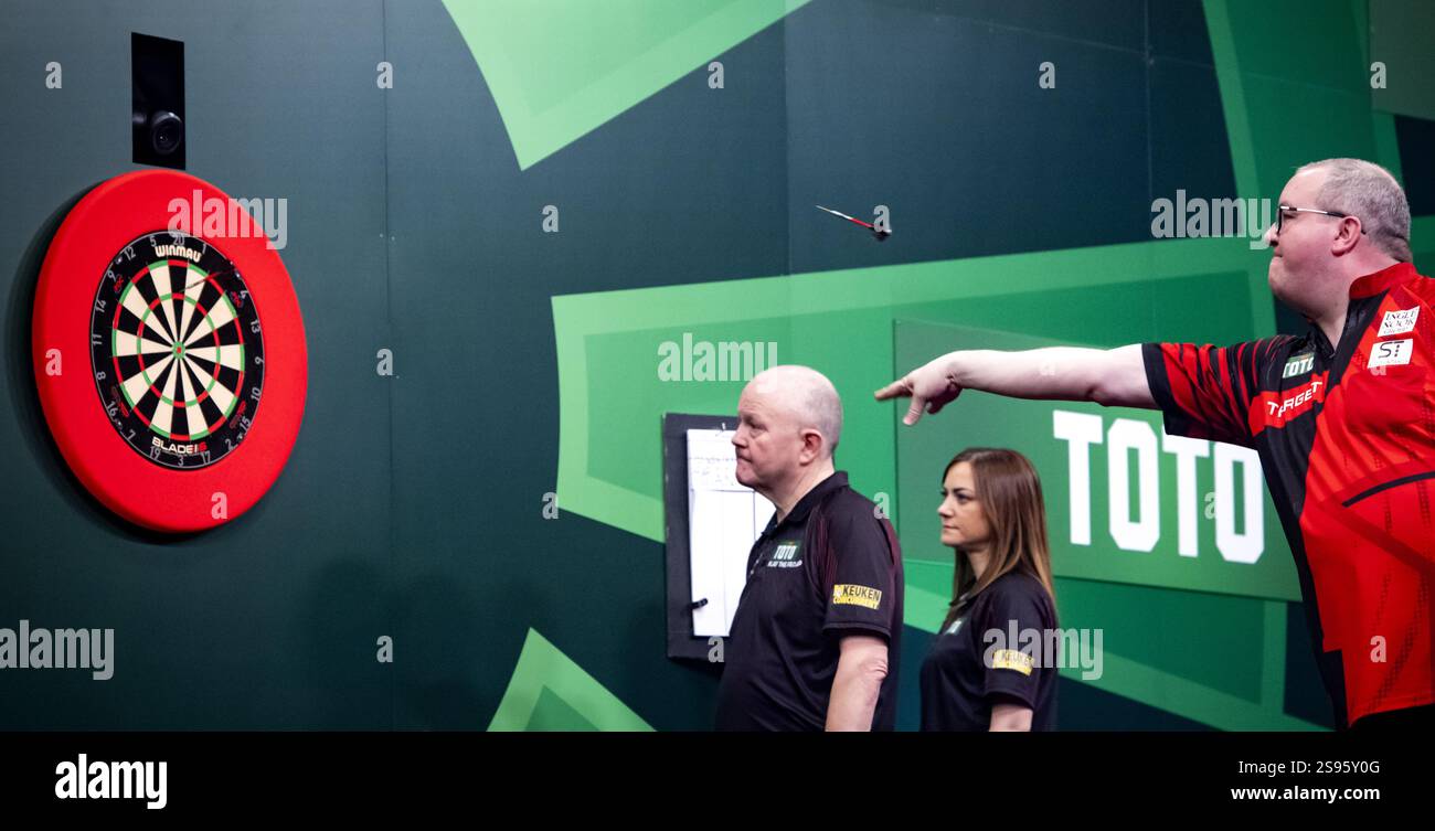 Den Bosch, Netherlands. 24 January 2025. Stephen Bunting during the first round of the Dutch ...