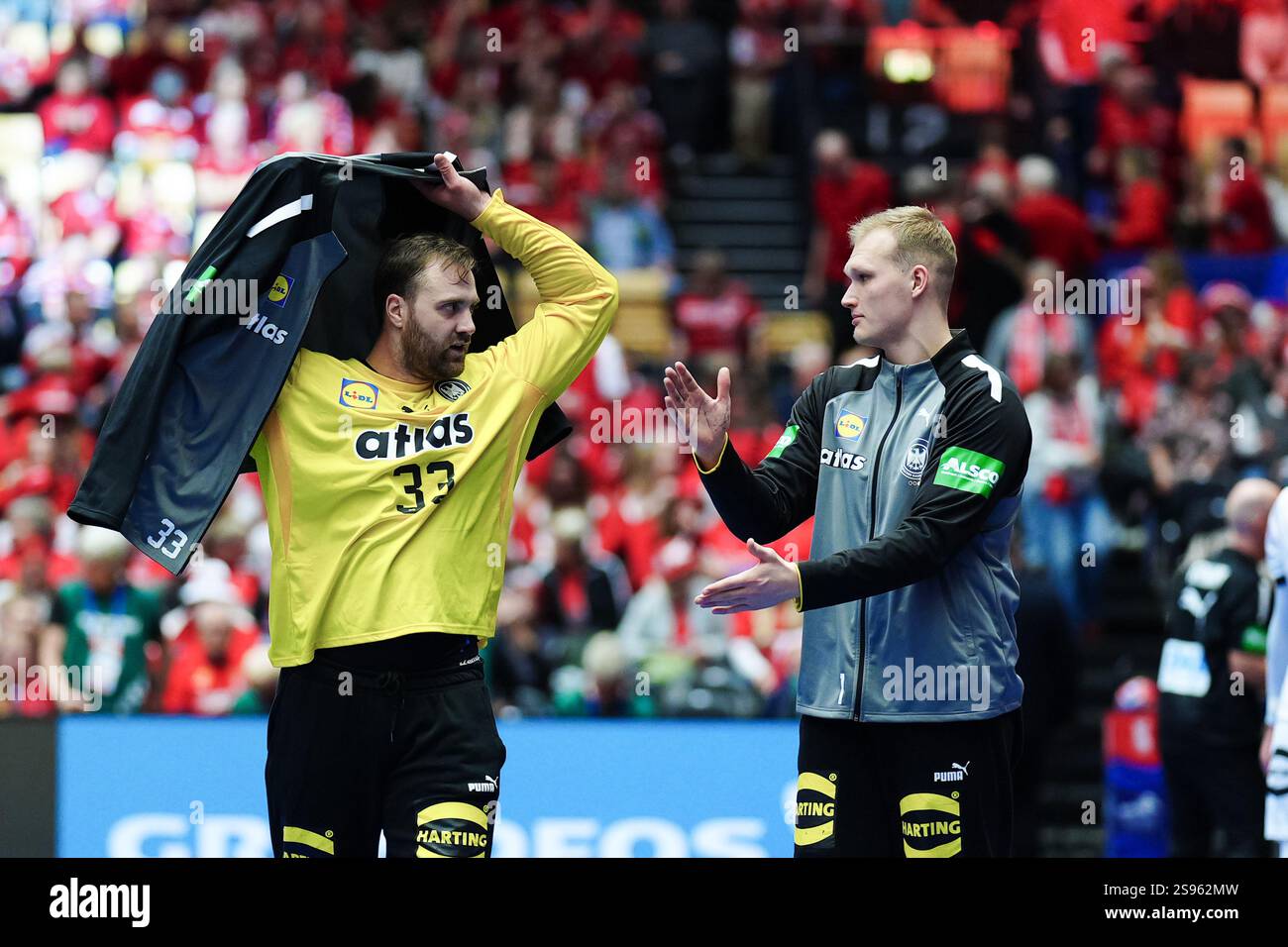 Andreas Wolff (Deutschland, #33), David Spaeth (Deutschland, #01) DEN, Italien vs. Deutschland ...