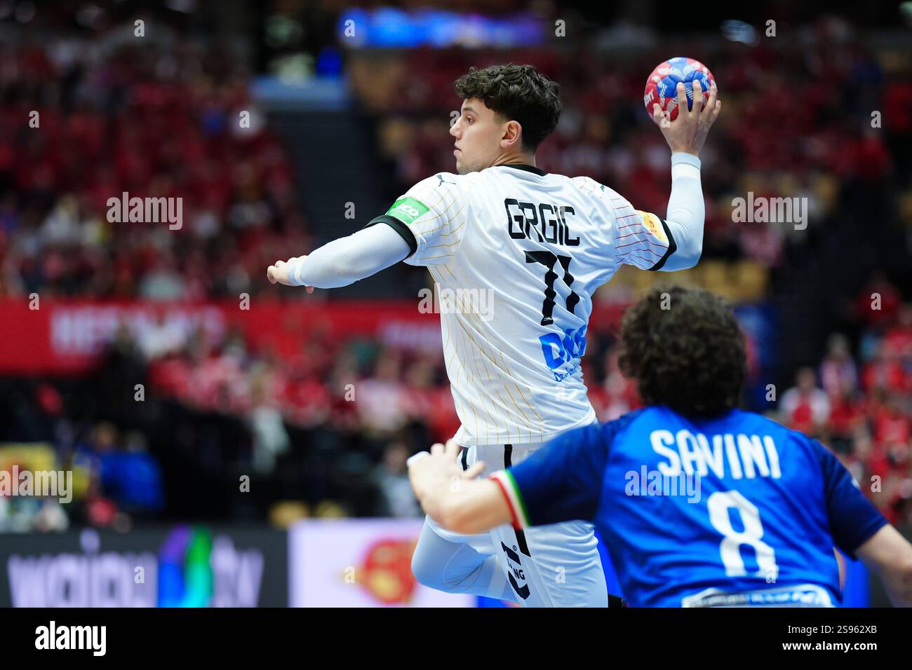 Wurf/Tor Marko Grgic (Deutschland, #71) DEN, Italien vs. Deutschland, Handball, IHF ...