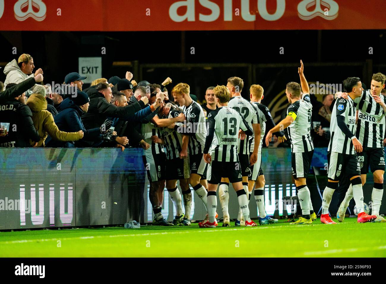 ALMELO, Stadium Asito, 24-01-2025 , season 2024 / 2025 , Dutch ...