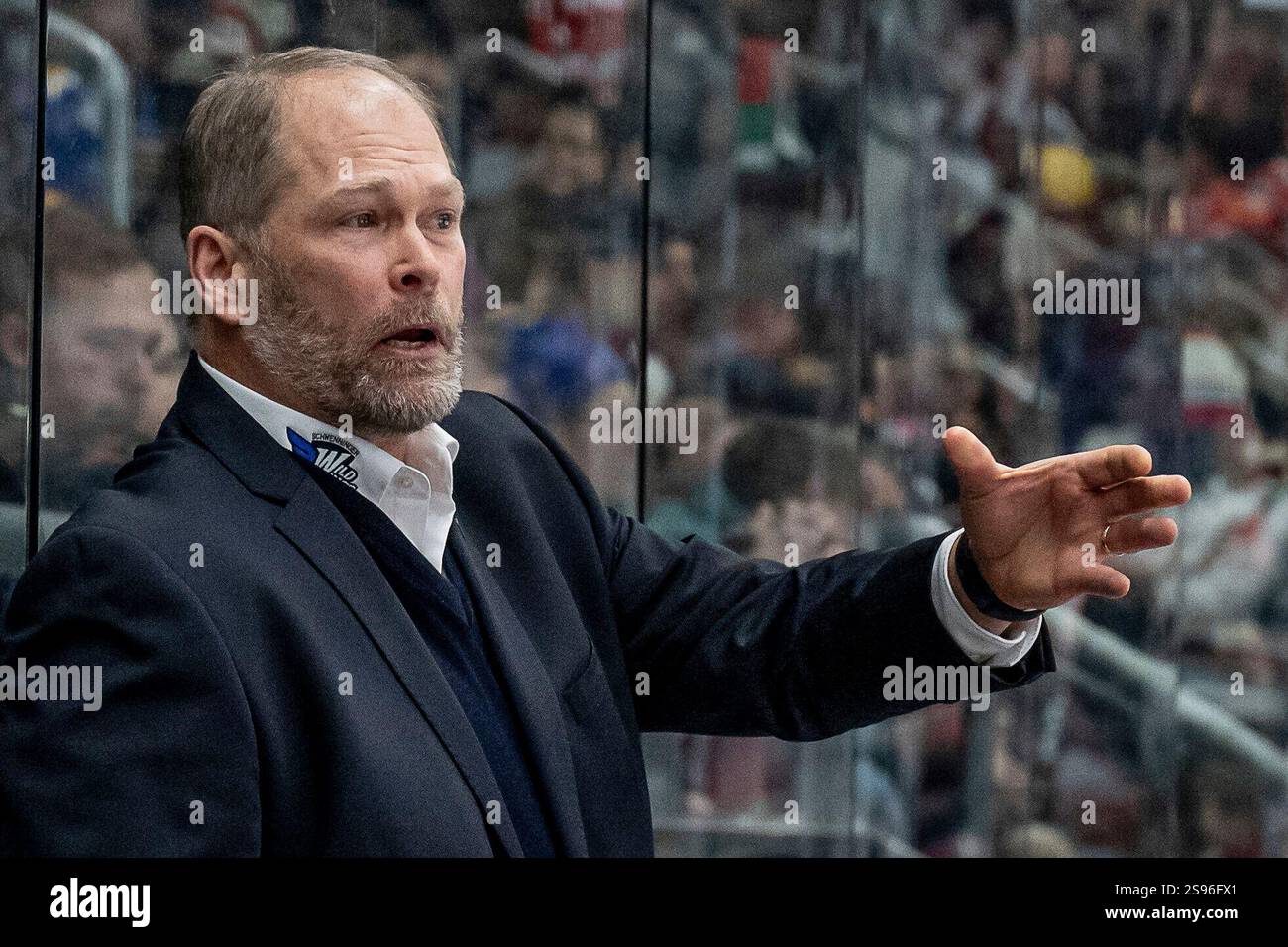 Steve Walker (Chef-Trainer, Schwenninger Wild Wings). GER, Augsburger ...