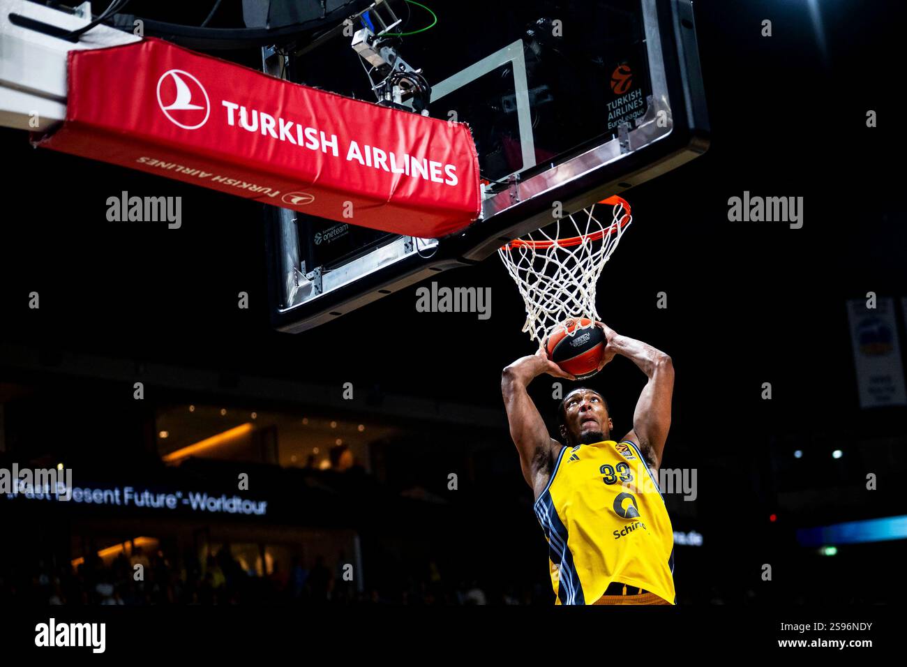 24 January 2025, Berlin: Basketball: Euroleague, Alba Berlin - FC ...