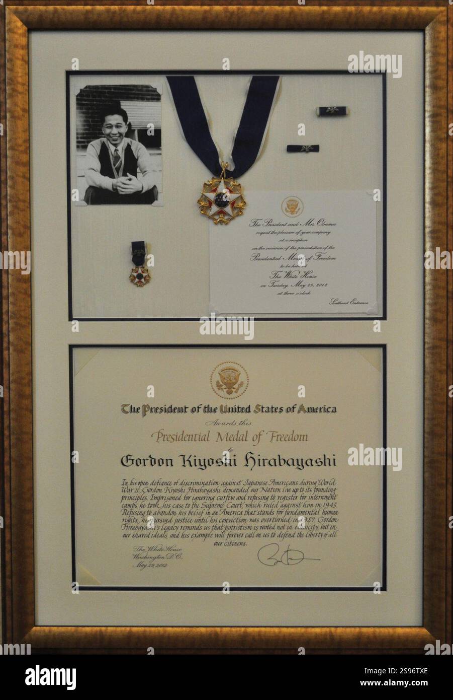 Gordon Hirabayashi's Presidential Medal of Freedom and certificate ...