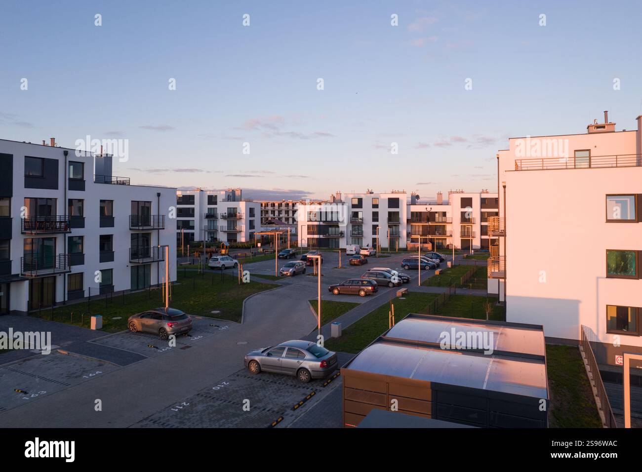 Aerial view apartment complex residential hi-res stock photography and ...