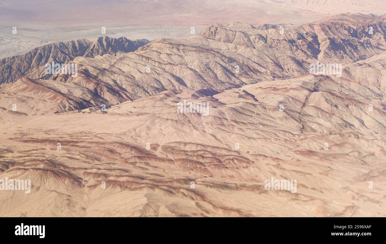 Aerial image of the Wadi Rum desert in Jordan Stock Photo - Alamy