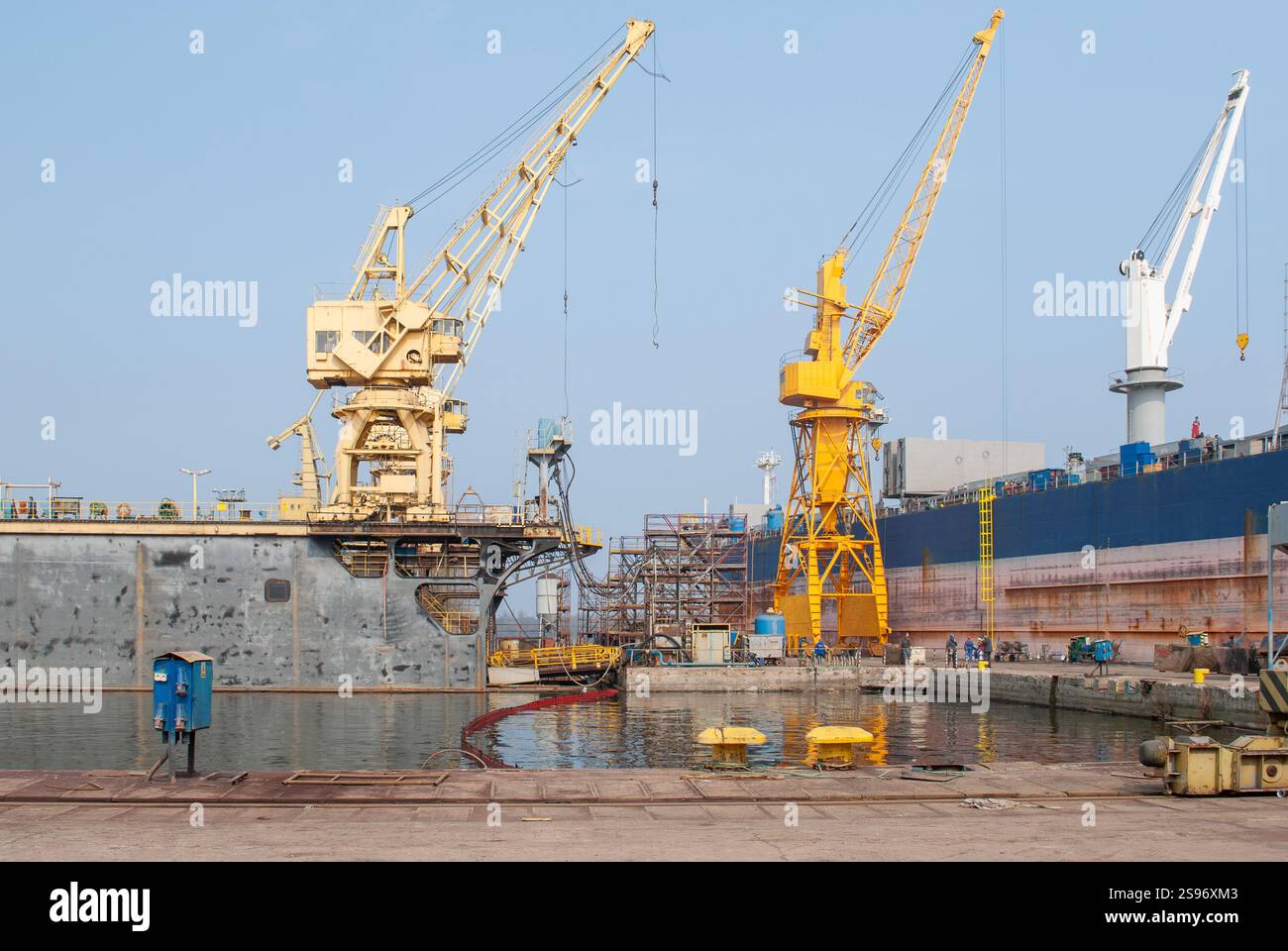 Shipyard with Cranes and Dry Dock in Operation Stock Photo - Alamy