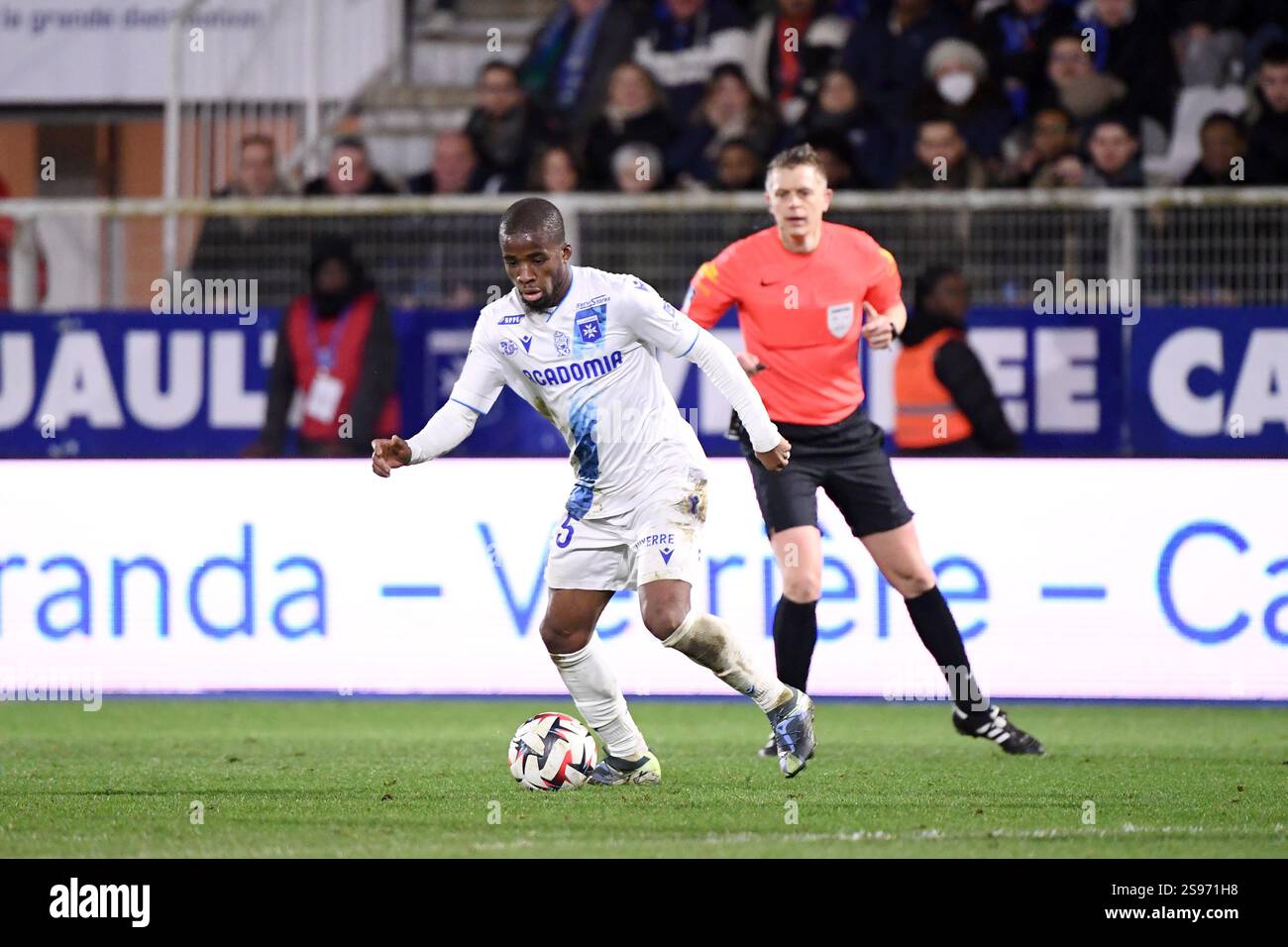 25 Hamed Junior TRAORE (aja) during the Ligue 1 MCDonald's match ...