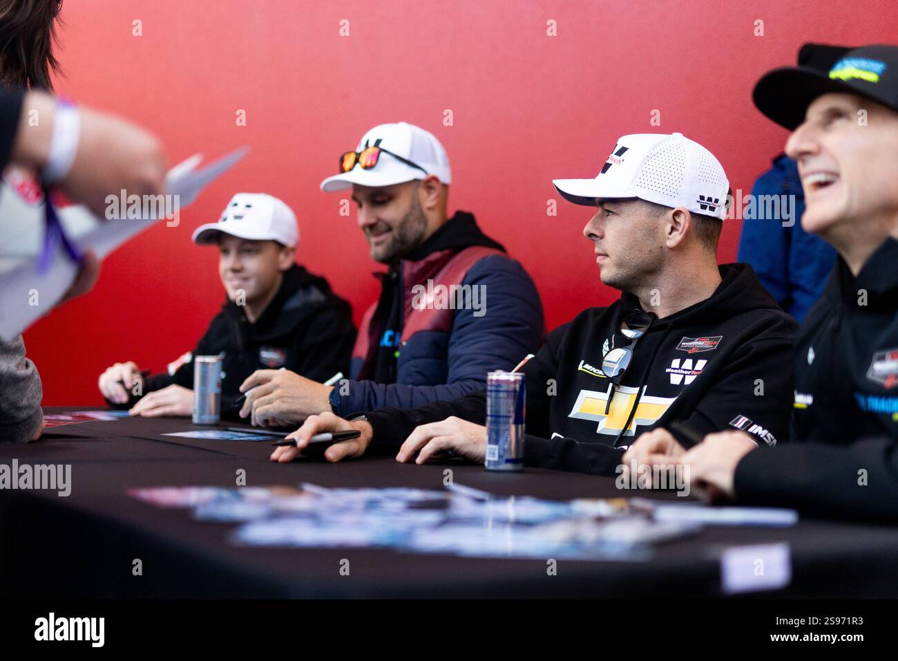 MCLAUGHLIN Scott (nzl), Trackhouse by TF Sport, Corvette Z06 GT3.R ...
