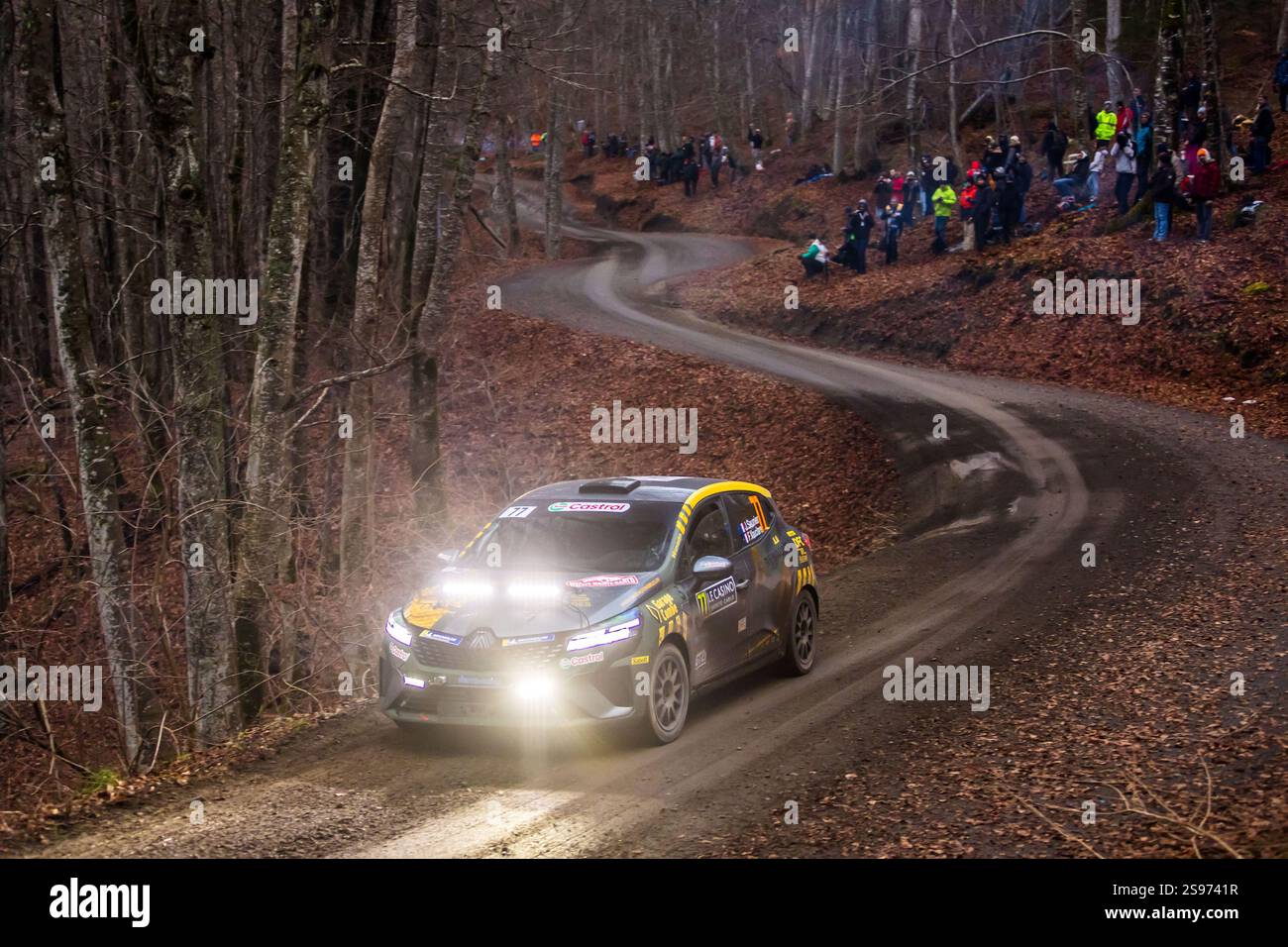 77 Julien SAUNIER, Frédéric VAUCLARE, Renault Clio Rally5, action during the Rallye Automobile ...
