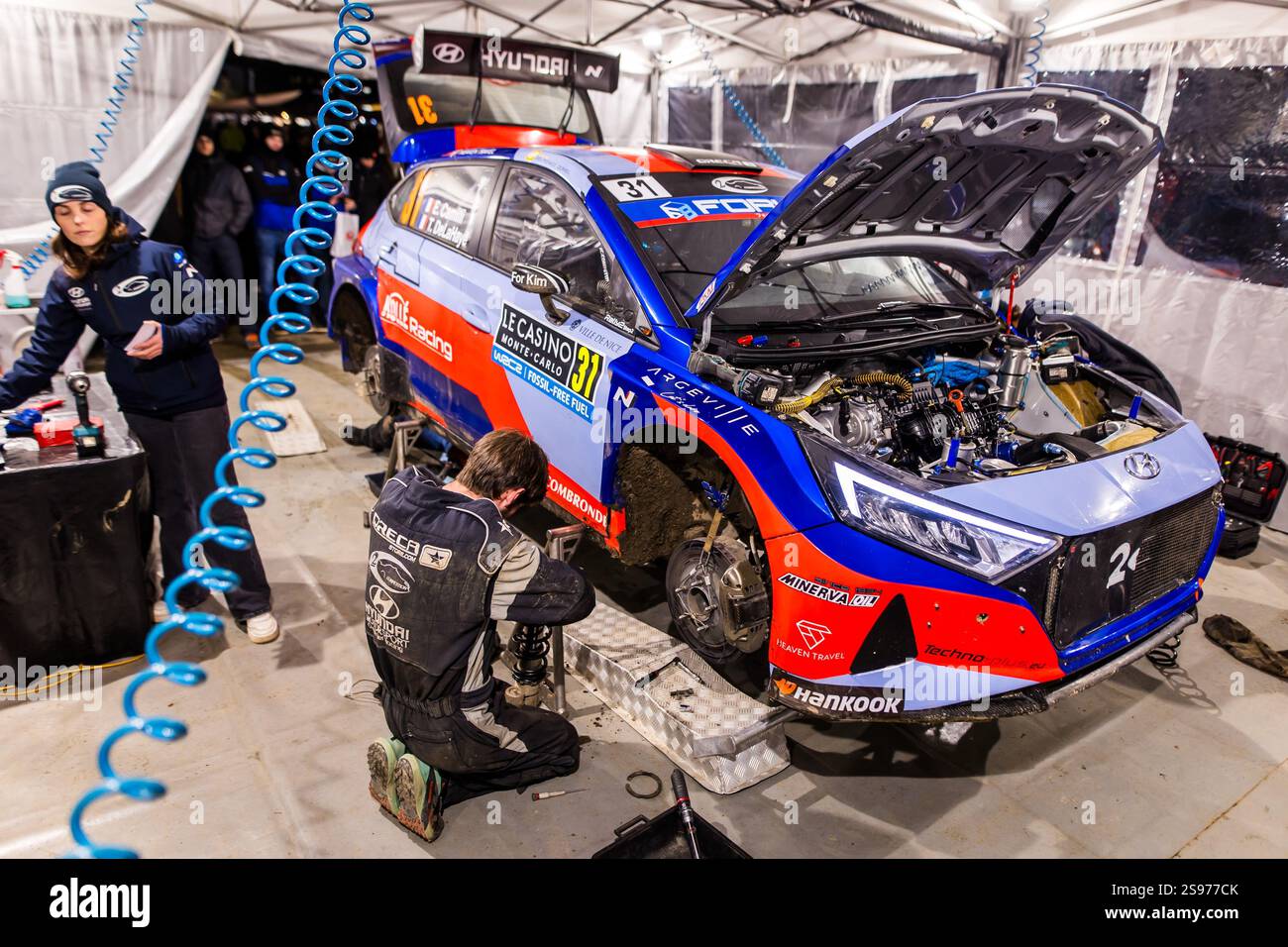 31 Eric CAMILLI, Thibault DE LA HAYE, Hyundai i2ON Rally2, ambiance ...