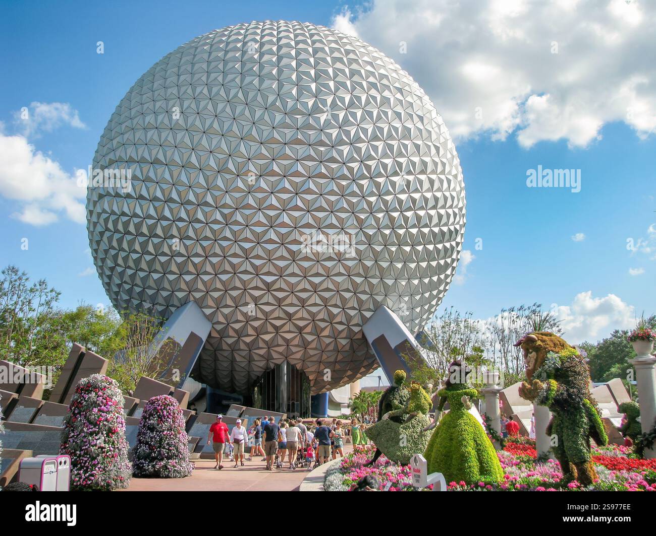 Epcot Center in Disney World, Orlando, FL Stock Photo - Alamy