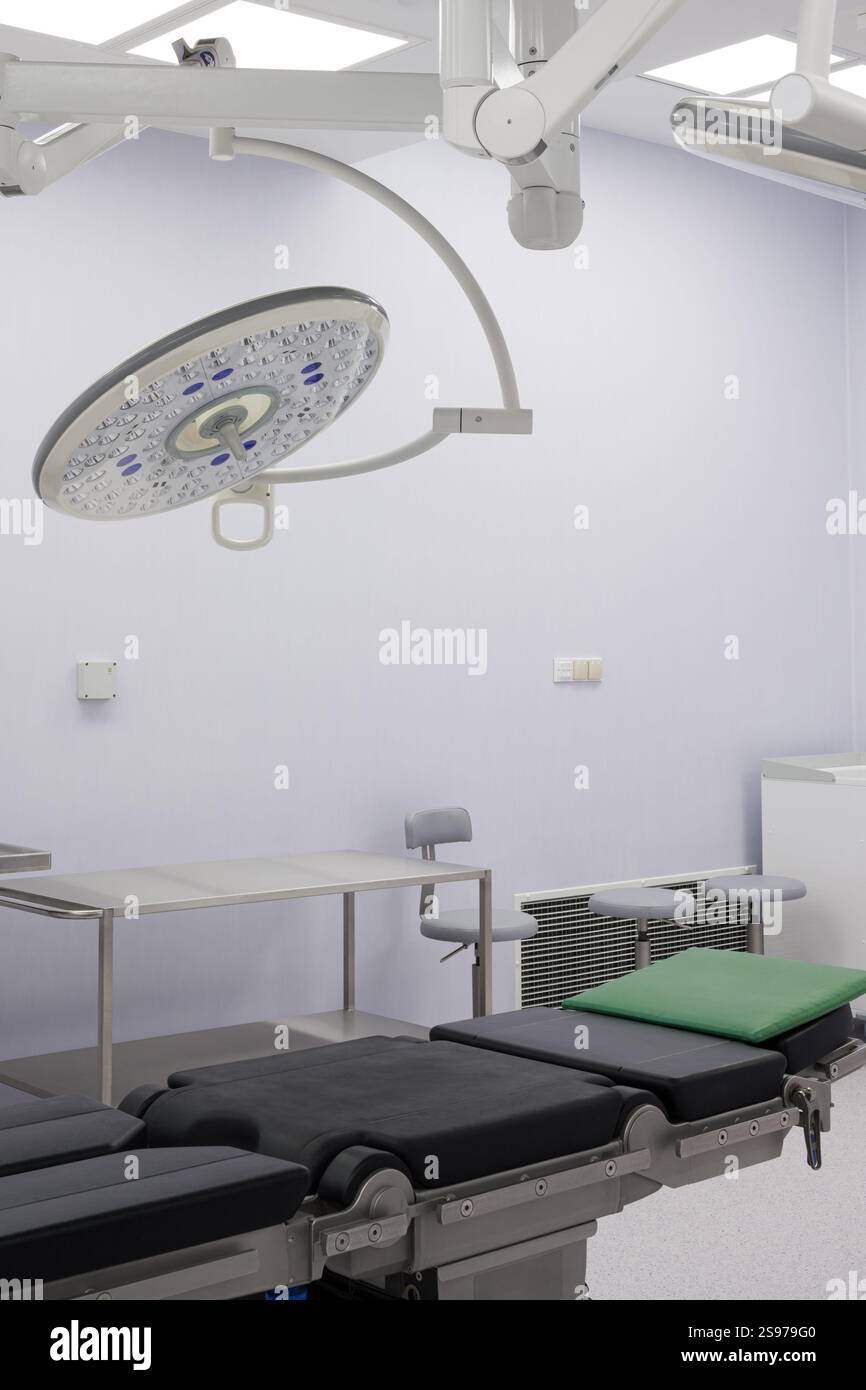 Brand new operating room, operating room. Full medical equipment in ...