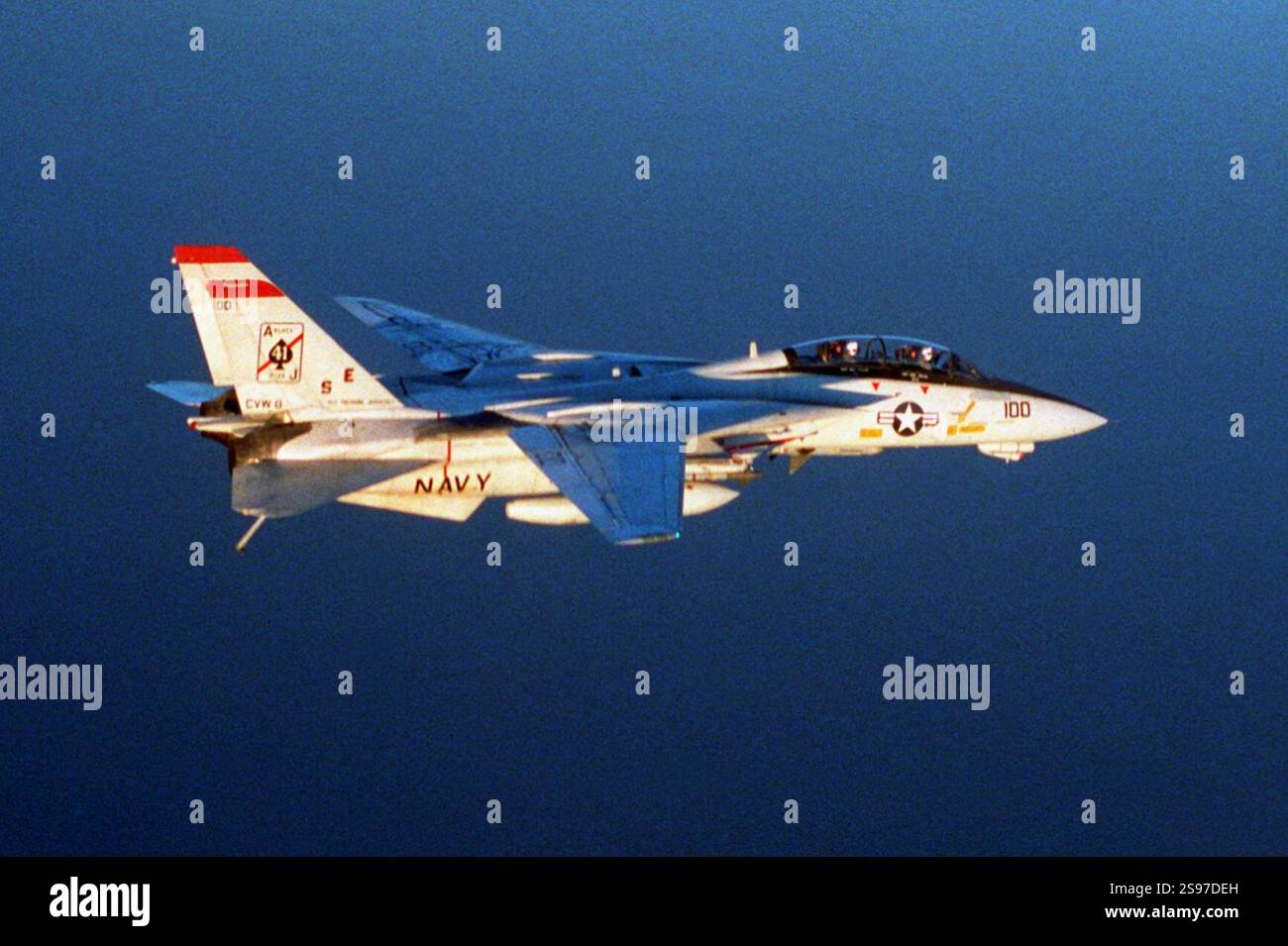 Grumman F-14A Tomcat of VF-41 in flight on 15 February 1991 (6475403 ...