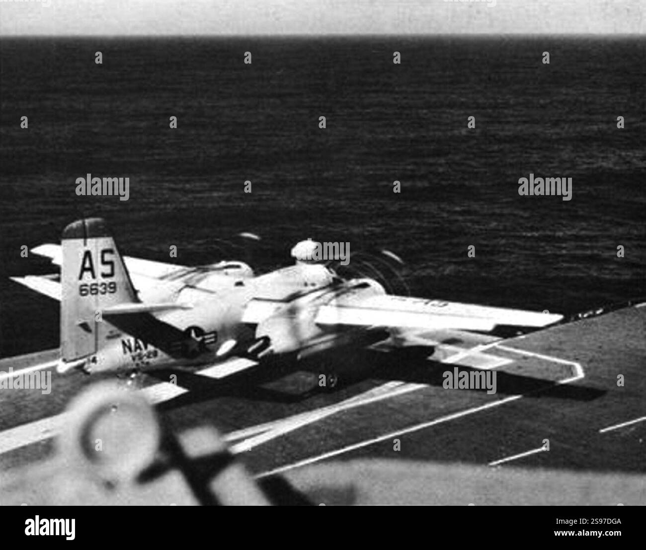 Grumman S2F-1 Tracker of VS-28 aboard USS Wasp (CVS-18), in 1960 Stock ...