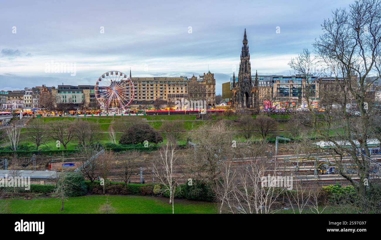 Christmas Market, Edinburgh, Scotland Stock Photo - Alamy