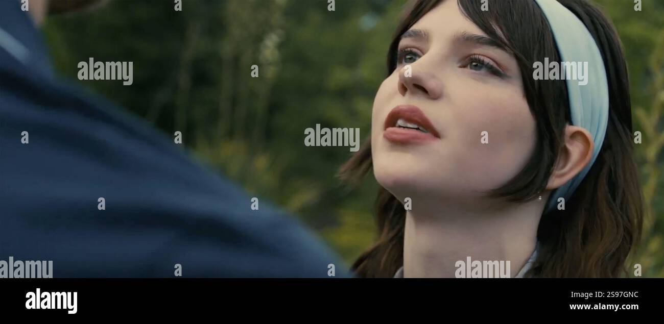 COMPANION - FILM STILLS. 2025 . USA. Sophie Thatcher and Jack Quaid in ...