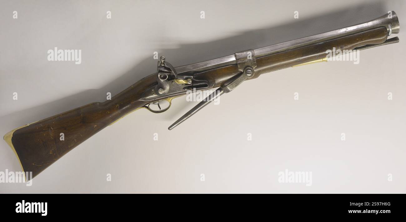 Naval blunderbuss. Muzzle-loading flintlock gunwale blunderbuss. Made ...