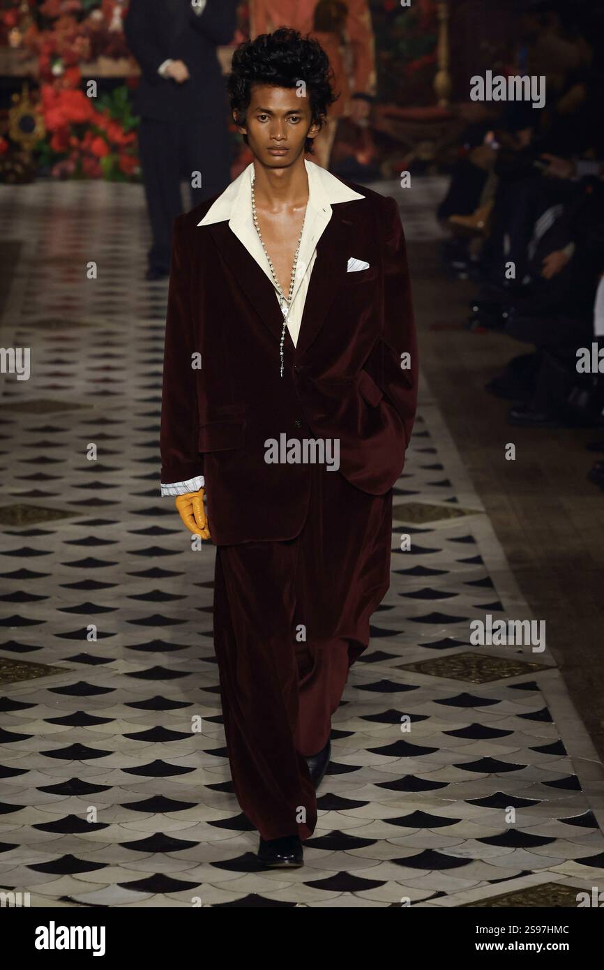 WILLY CHAVARRIA Fall/Winter 2025-2026 runway during Paris Fashion Week ...