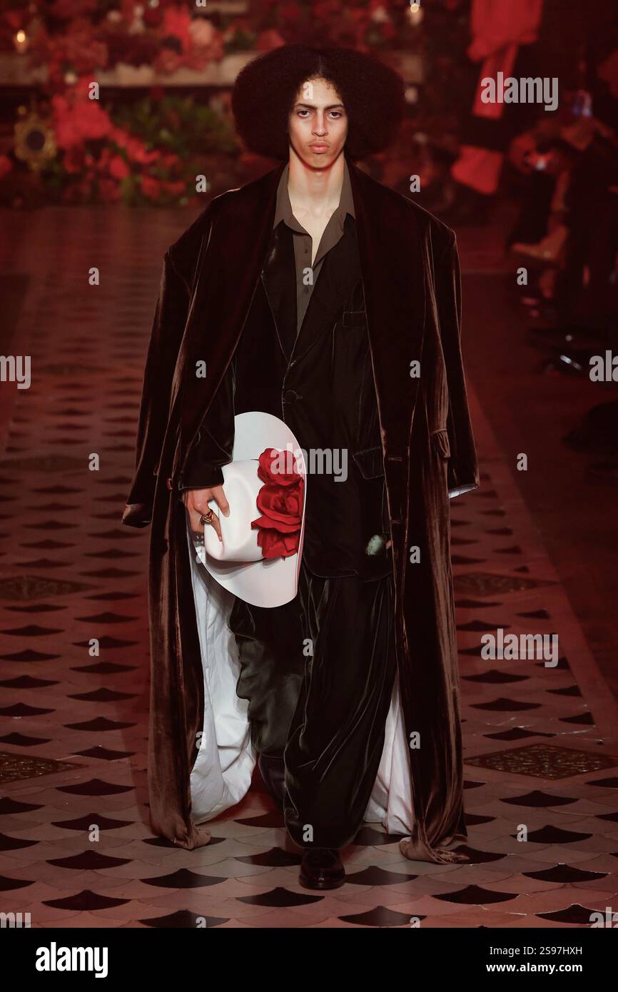WILLY CHAVARRIA Fall/Winter 2025-2026 runway during Paris Fashion Week ...