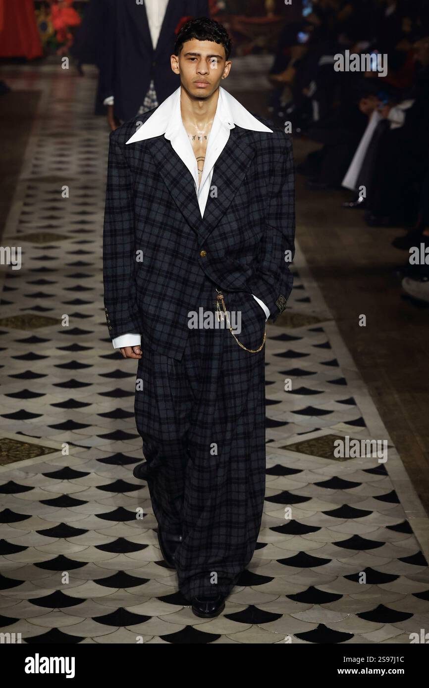 WILLY CHAVARRIA Fall/Winter 2025-2026 runway during Paris Fashion Week ...