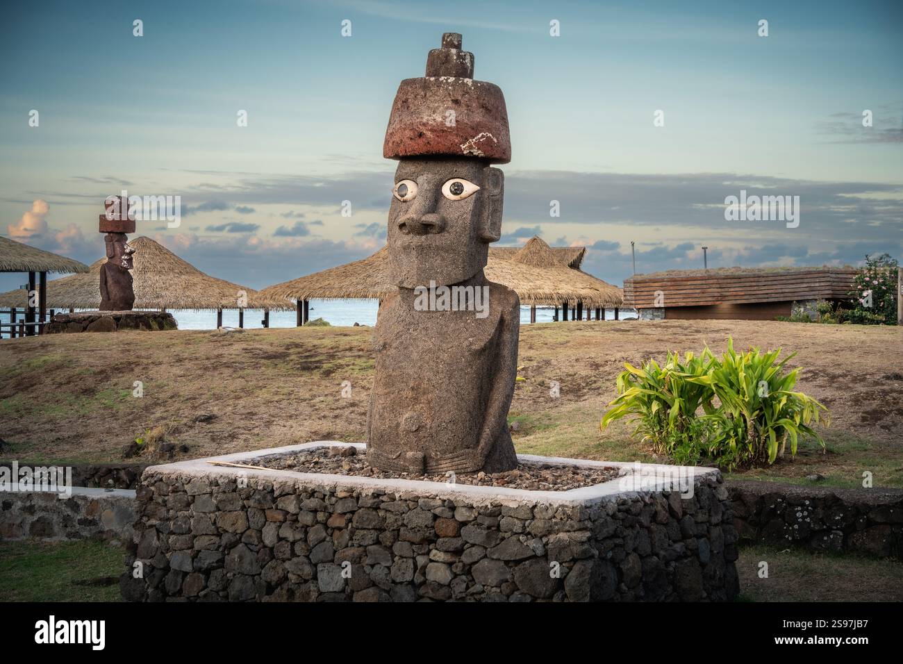 Moai de la Paz (Moai of Peace) at Hanga Roa, Rapa Nui (Easter Island ...