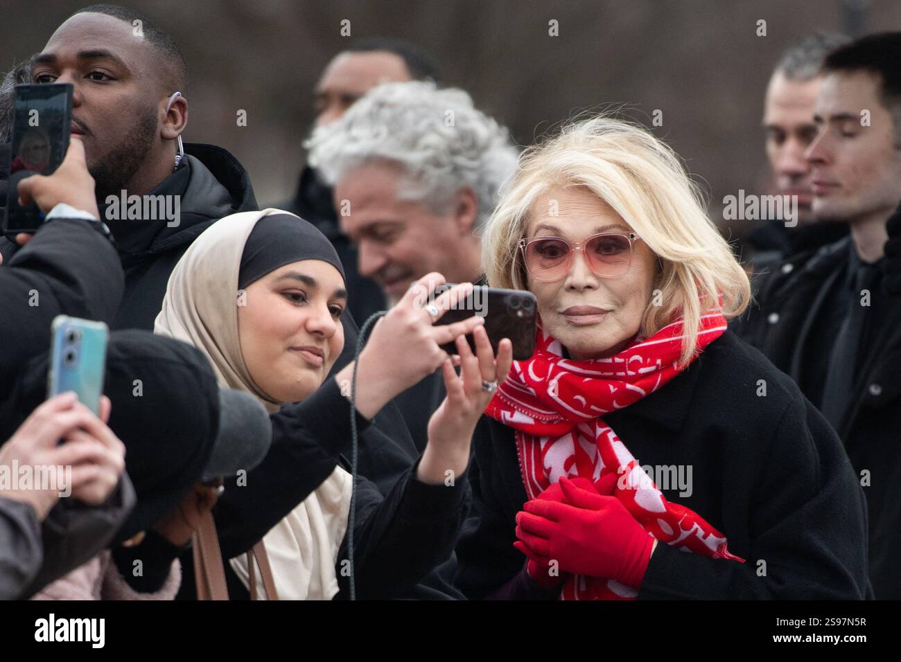 Amanda Lear attending the Dior Homme Menswear Fall-Winter 2025/2026 ...