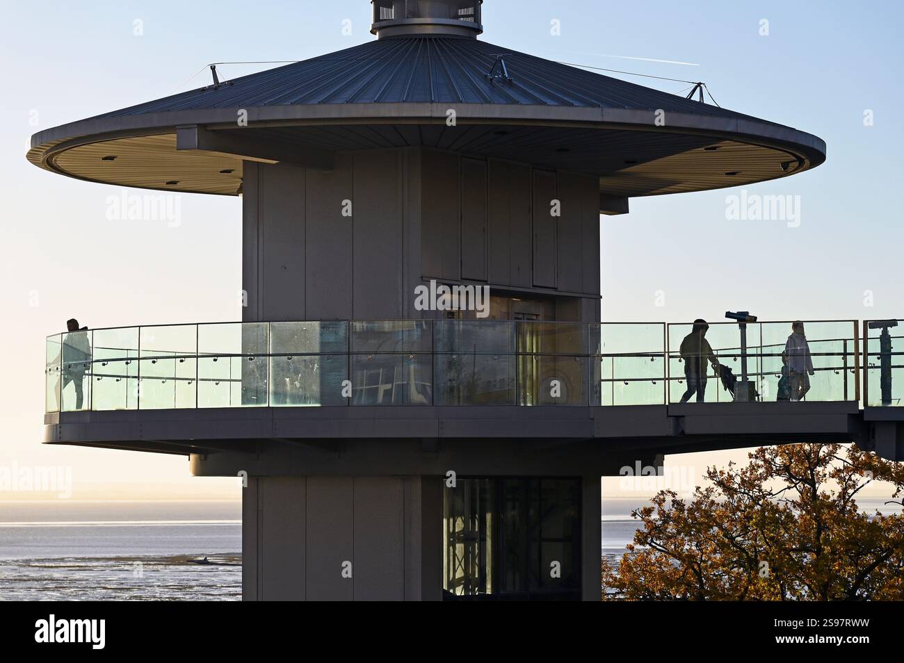 Twin lift tower hi-res stock photography and images - Alamy