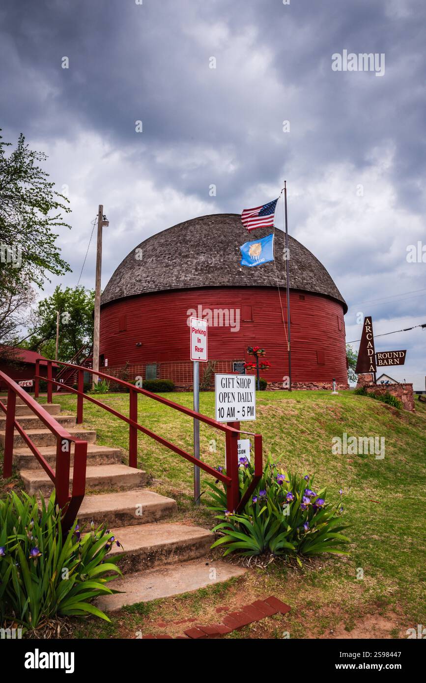 Arcadia, OK USA - May 1, 2018: The Arcadia Round Barn is a landmark and ...