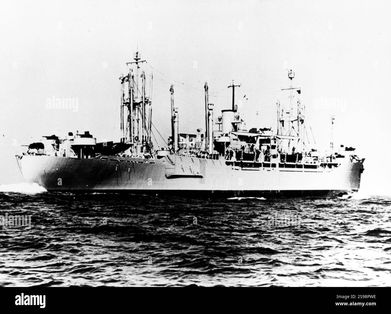 Haskell-class attack transport underway, in 1944-1945 Stock Photo - Alamy