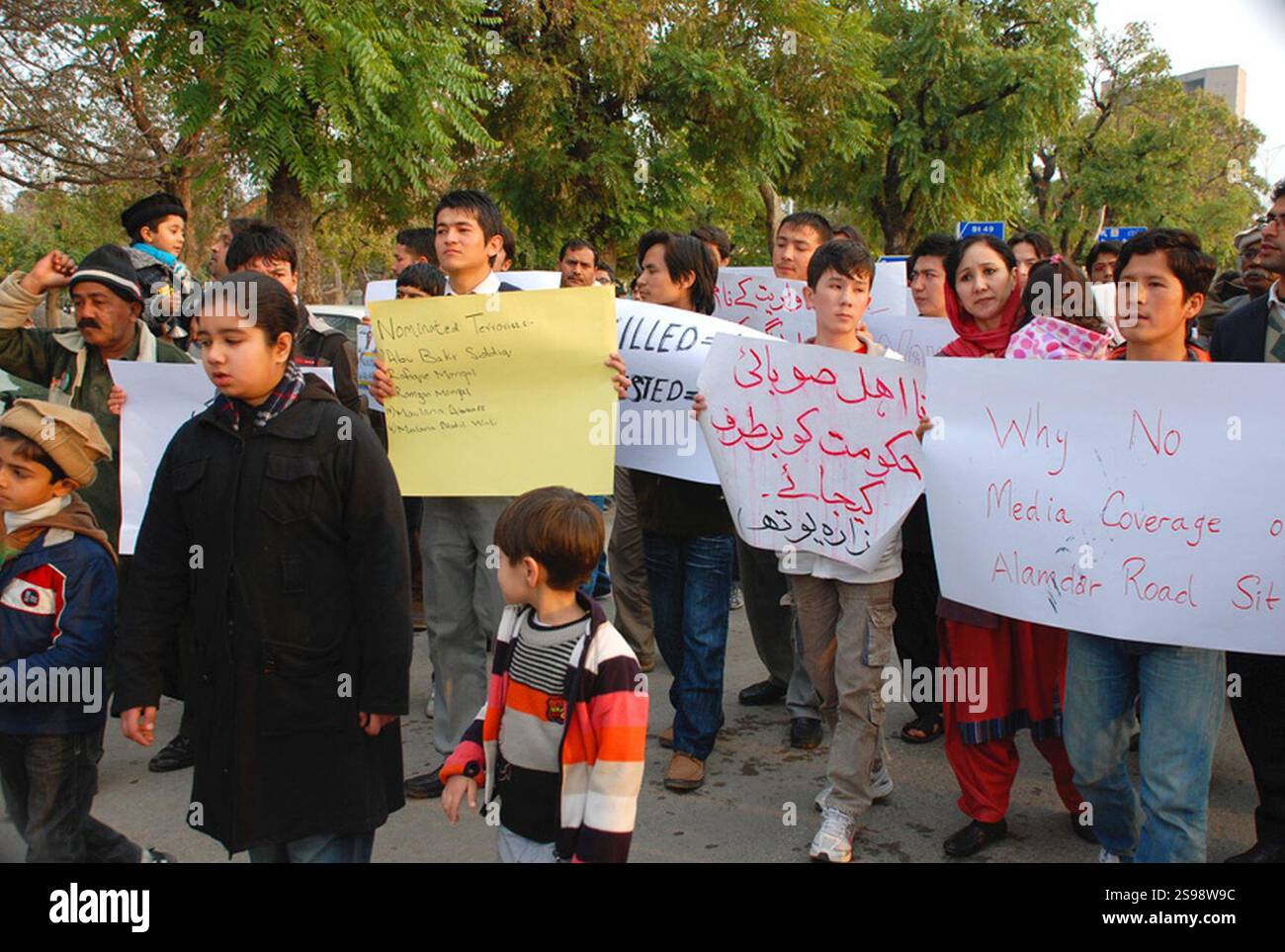 Hazaras protest Islamabad Stock Photo - Alamy