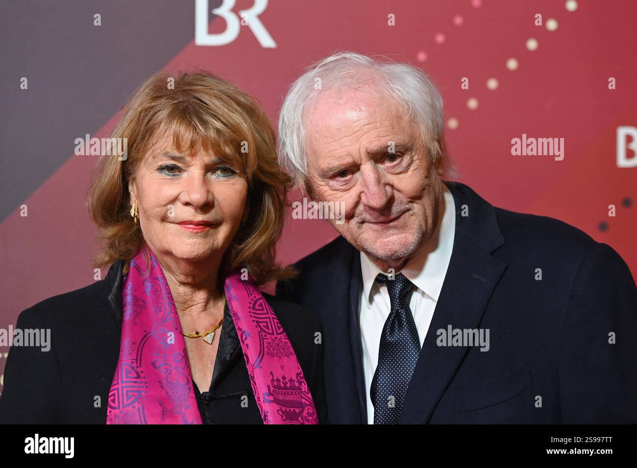 Guenther Maria HALMER Schauspieler mit Ehefrau Claudia. Roter Teppich ...