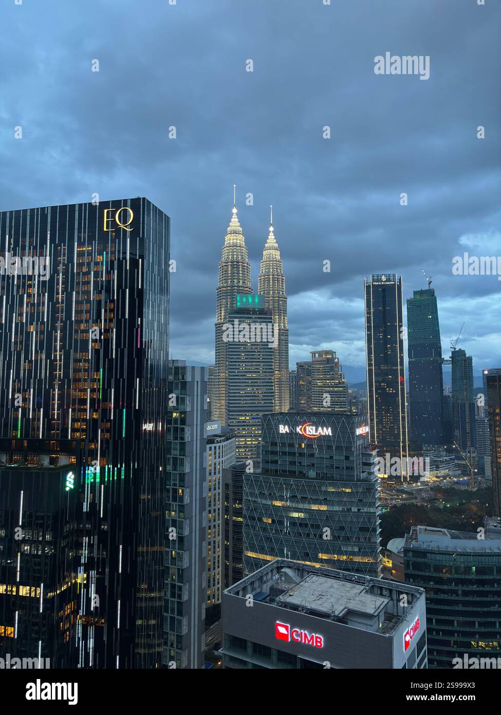 Beautiful view lights skyscrapers hi-res stock photography and images ...