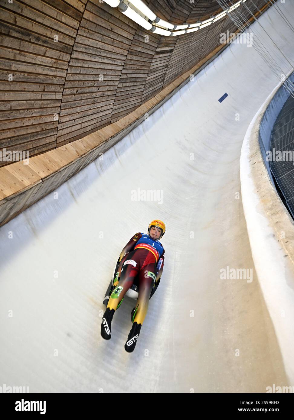 25 January 2025, Thuringia, Oberhof: Luge, World Cup, doubles, women ...