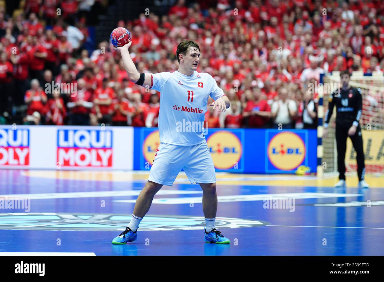 Felix Aellen (Schweiz, #11) DEN, Daenemark vs. Schweiz, Handball, IHF ...