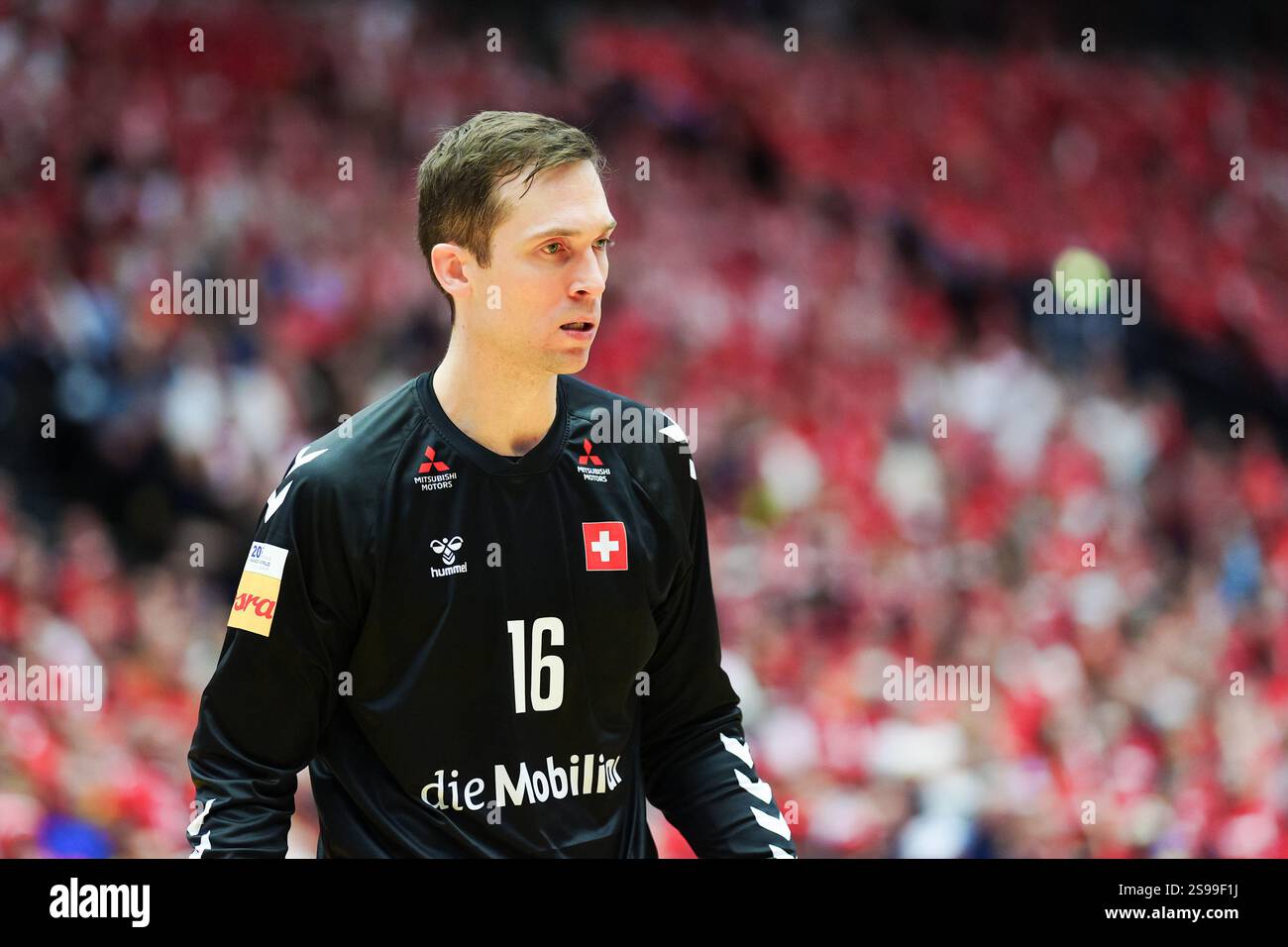 Nikola Portner (Schweiz, #16) DEN, Daenemark vs. Schweiz, Handball, IHF Weltmeisterschaft 2025 ...