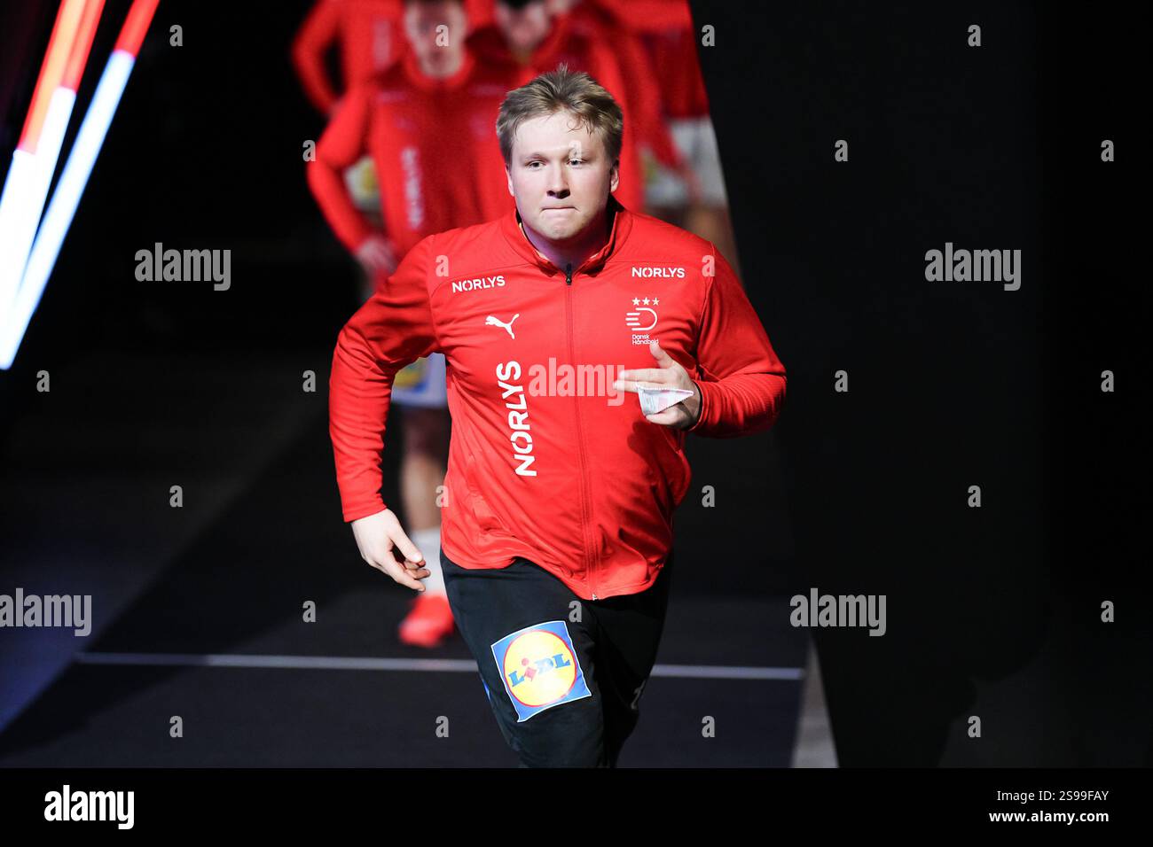 Emil Nielsen (Daenemark, #12) DEN, Daenemark vs. Schweiz, Handball, IHF ...