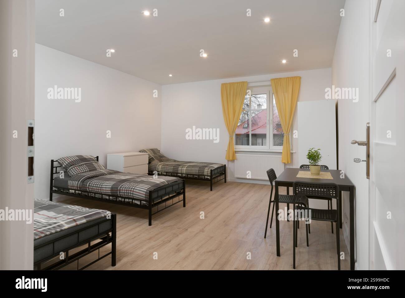 Minimalist dorm hi-res stock photography and images - Alamy