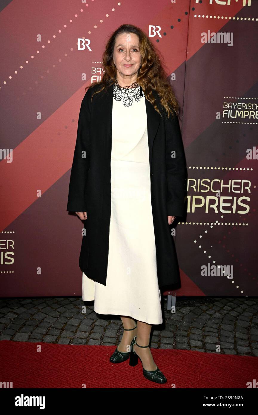 Barbara Philipp bei der Verleihung des 46. Bayerischen Filmpreises 2024 im Prinzregententheater ...