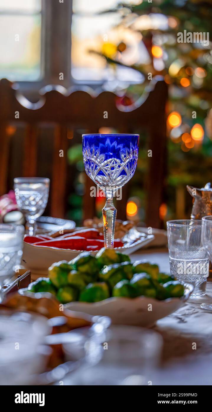 Experience elegant dining setup hi-res stock photography and images - Alamy