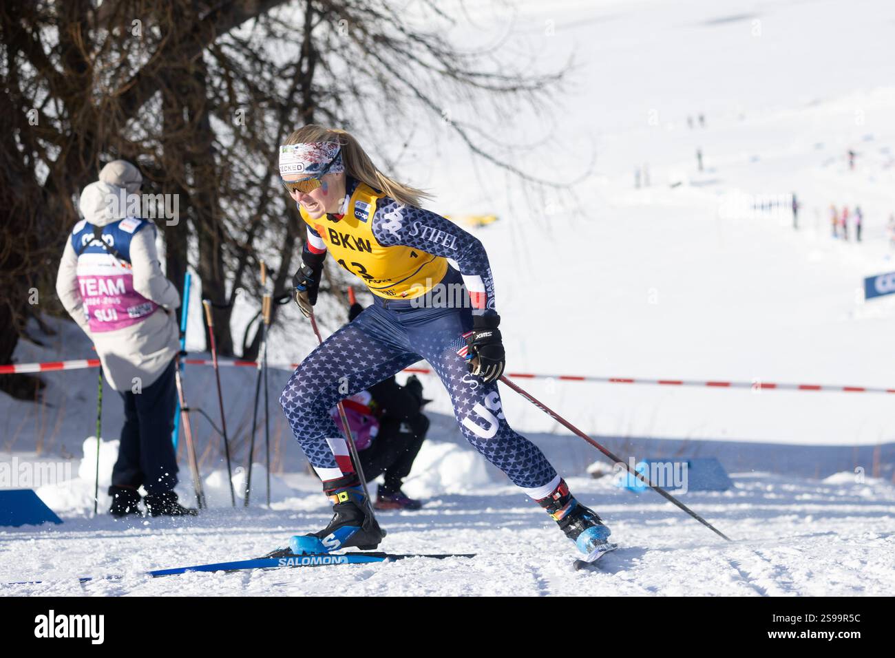 Engadin, Switzerland. 25th Jan, 2025. Samantha Smith (USA) during FIS ...
