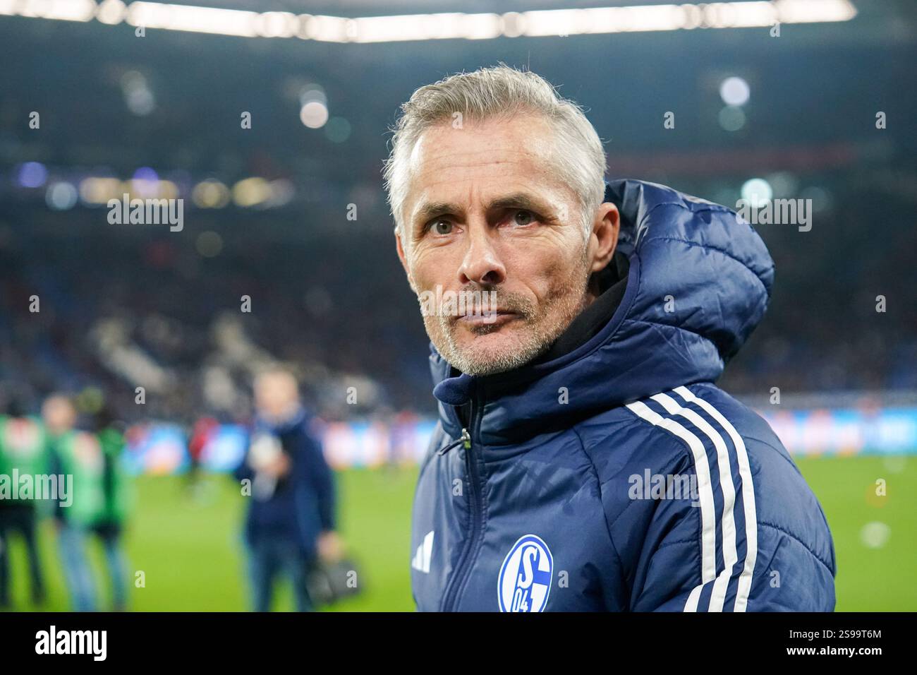 GELSENKIRCHEN, NETHERLANDS - JANUARY 25: Head Coach Kees van Wonderen ...