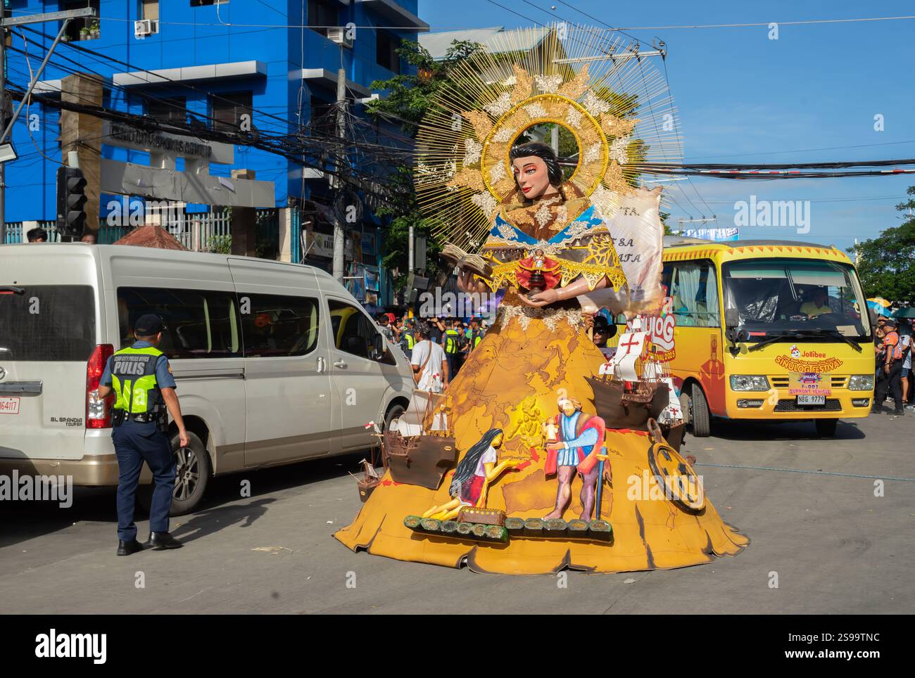 2025 towering higantes. giant papier-mâché figures at Sinulog festival ...