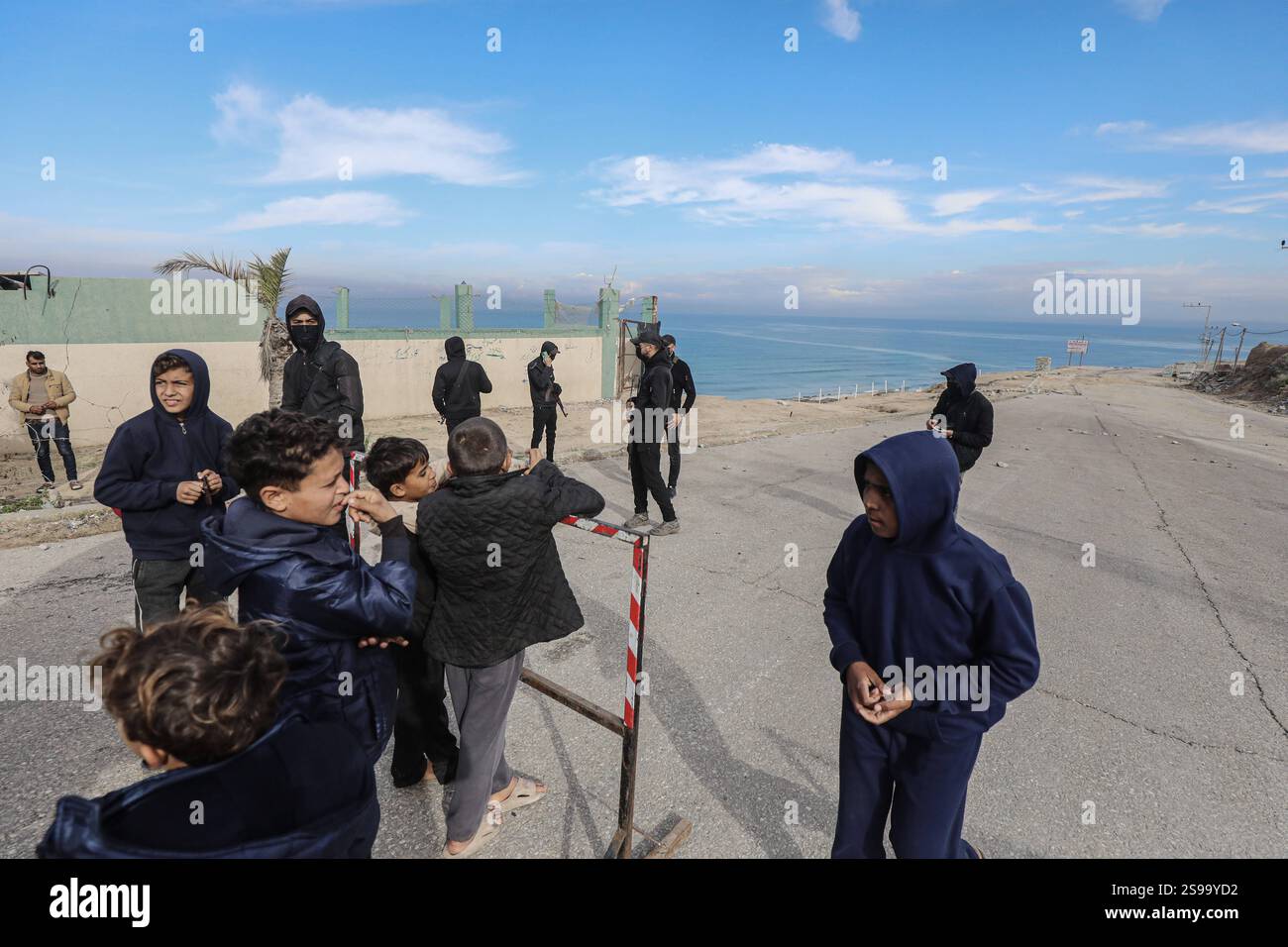 Palestinian police take measures at the check point on Al-Rashid Street ...
